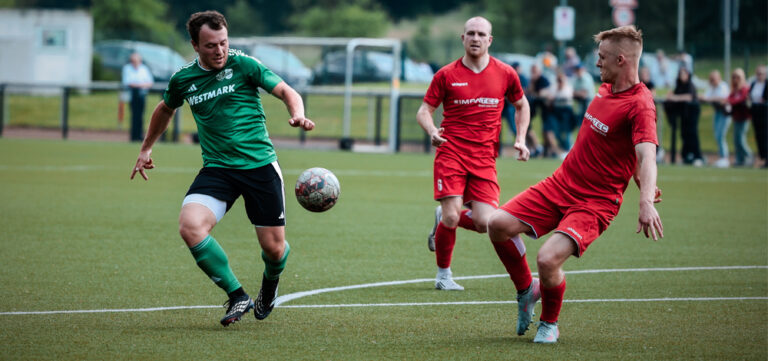 Galerie: TuRa Freienohl – SG Serkenrode/Fretter 2:4 | match-day.de